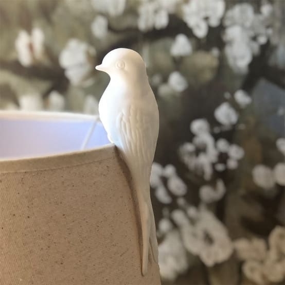 Hirondelle blanche céramique 4x4x14 cm - Gamm vert