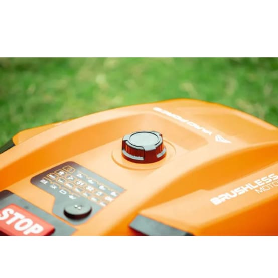 Robot tondeuse Yard Force Classic 500B - Bluetooth - 20-60 mm - 500m² ...