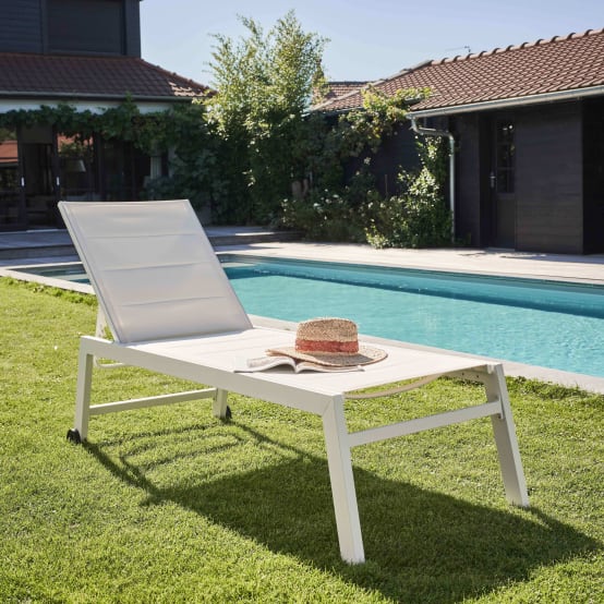 Lot de 2 bains de soleil en aluminium blanc - Oviala - Gamm vert