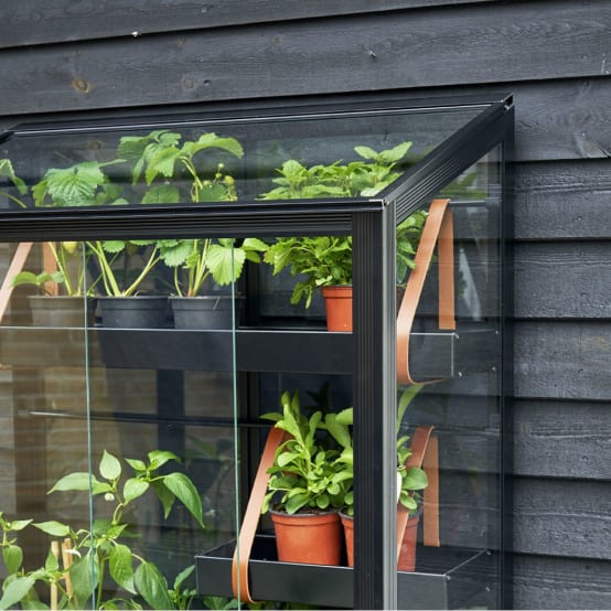 Serre de balcon en verre trempé City noir 0.32 M2 - Juliana - Gamm vert