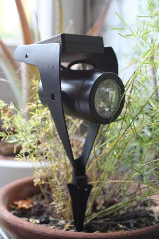 Spot à planter alu noir 150 lumens - ECLOZ - Gamm vert